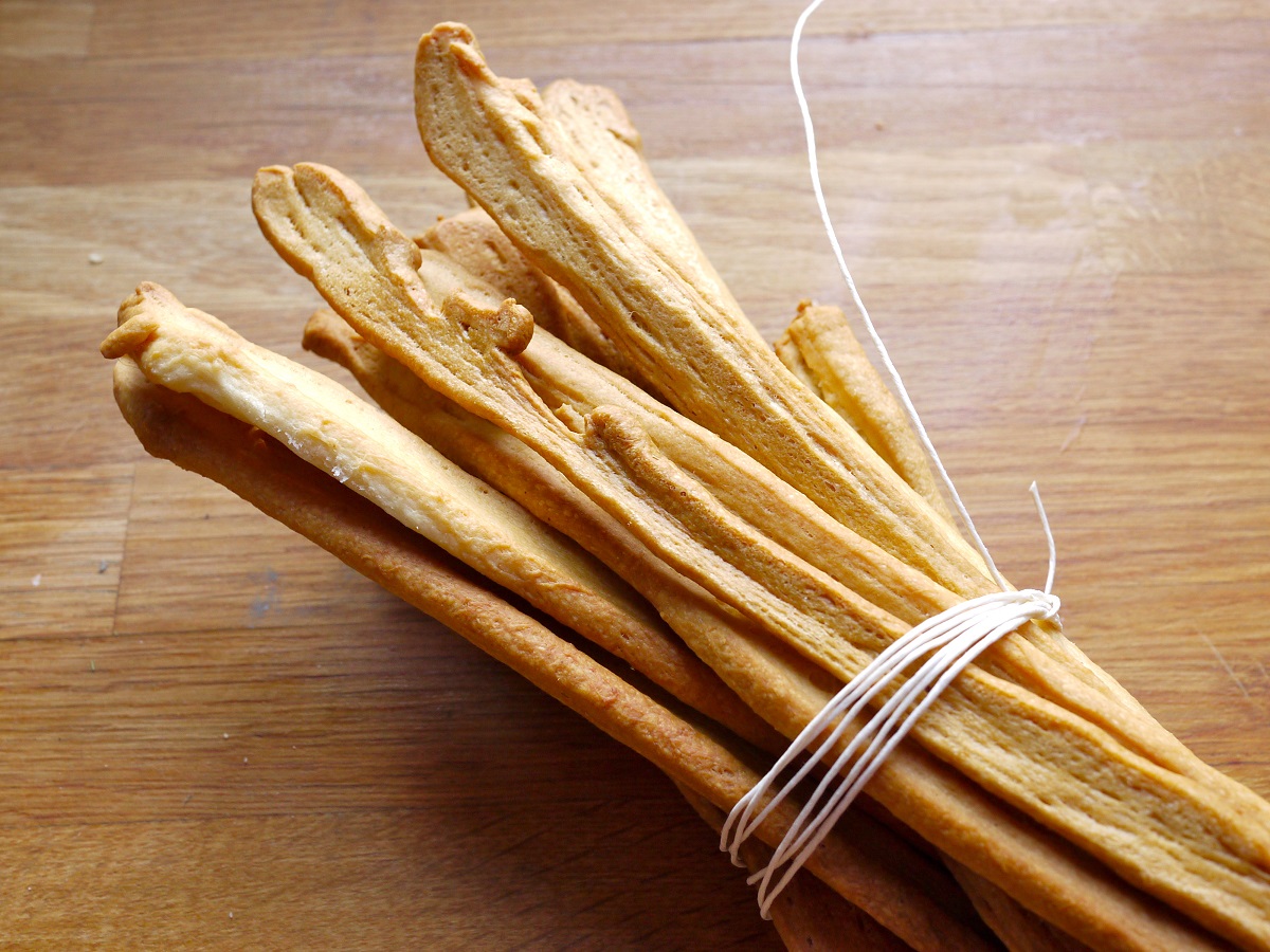 La tradizione del grissino – The Light Canvas