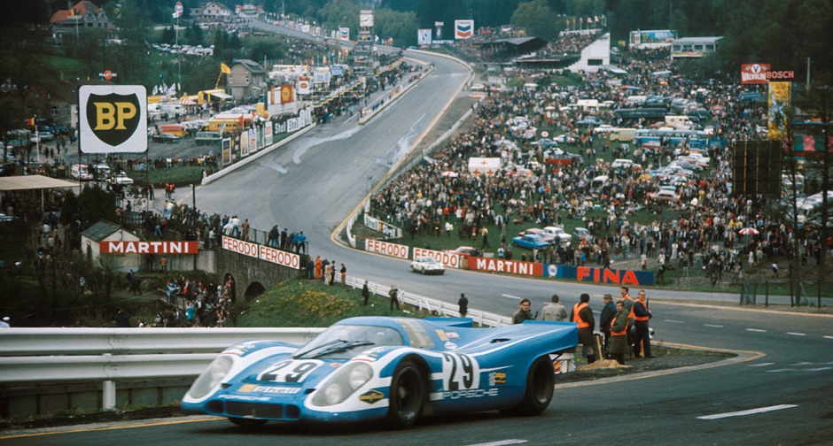 Eau Rouge – Raidillon: le curve dei campioni – The Light Canvas