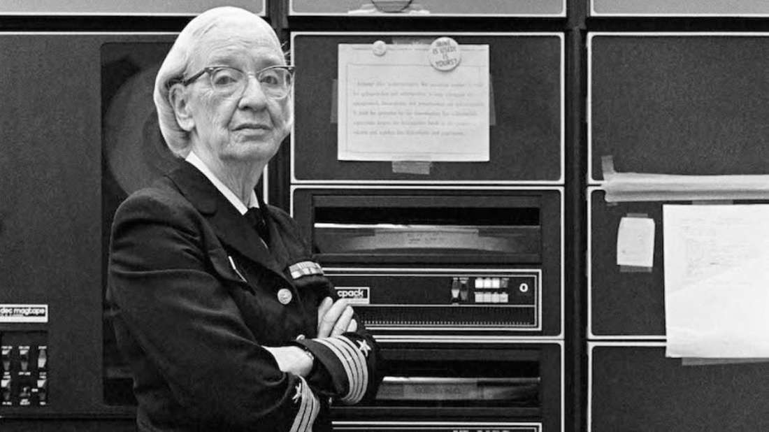 Il quadernetto dei Bug di Grace Hopper – The Light Canvas
